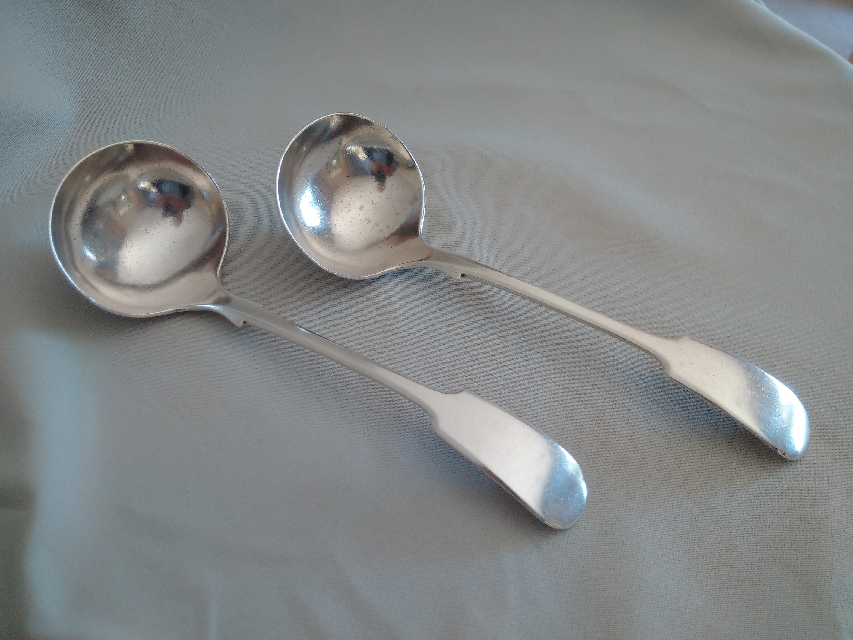 Pair of Sauce Ladles in hallmarked sterling silver, Victorian, 1876 ...
